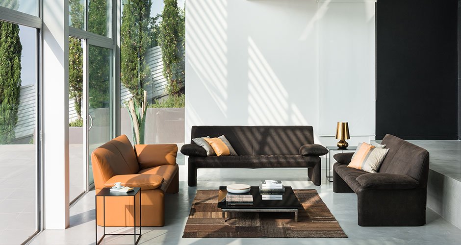 Linea | Sofas | Product | Fabric & leather furniture | JORI